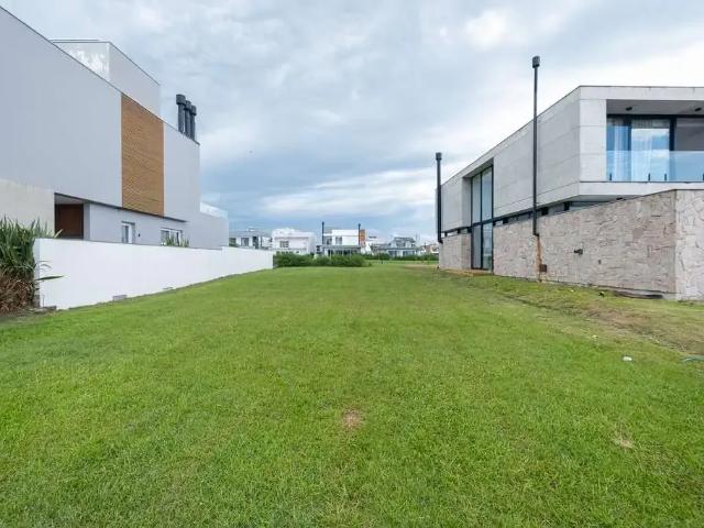 Terreno em Condomínio para Venda em Pelotas/RS Laranjal