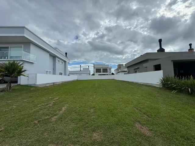 Terreno em Condomínio para Venda em Pelotas/RS Laranjal