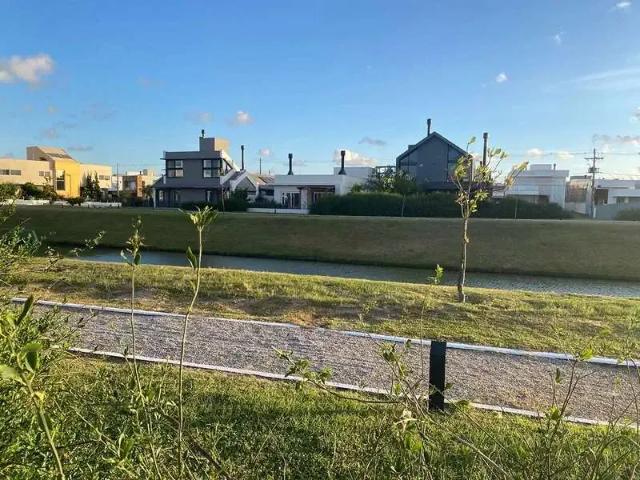 Terreno em Condomínio para Venda em Pelotas/RS Laranjal