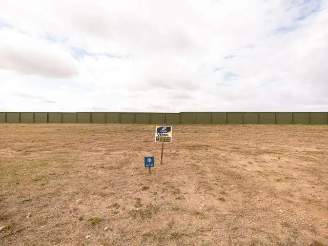 Terreno em Condomínio para Venda em Pelotas/RS Laranjal