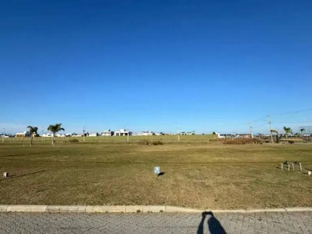 Terreno em Condomínio para Venda em Pelotas/RS Laranjal