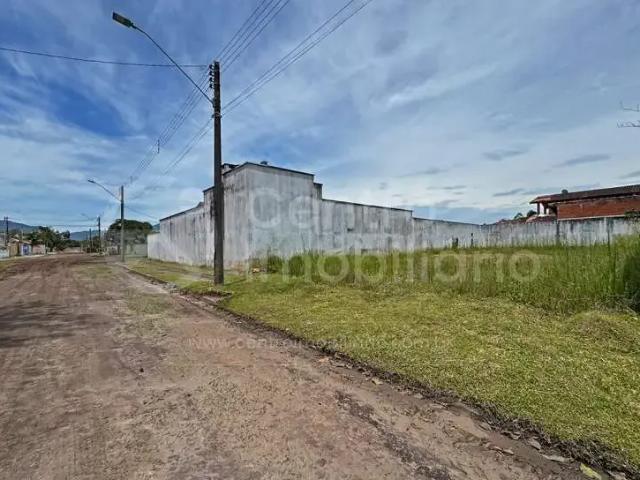 Terreno em Condomínio para Venda em Peruíbe/SP Jardim São Luis