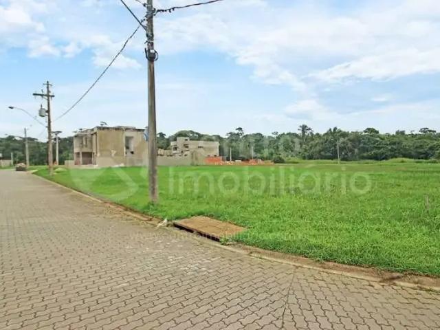 Terreno em Condomínio para Venda em Peruíbe/SP Residencial Bosque Três Marias
