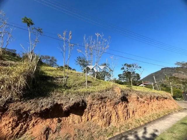 Terreno em Condomínio para Venda em Petrópolis/RJ Cuiabá