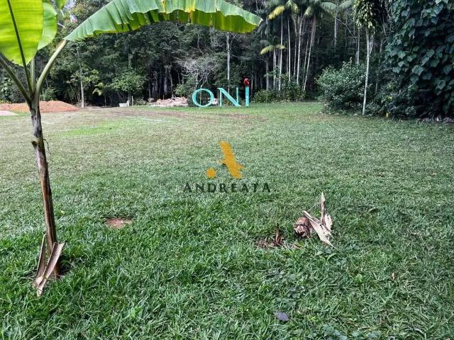 Terreno em Condomínio para Venda em Petrópolis/RJ Araras