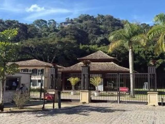Terreno em Condomínio para Venda em Petrópolis/RJ Itaipava