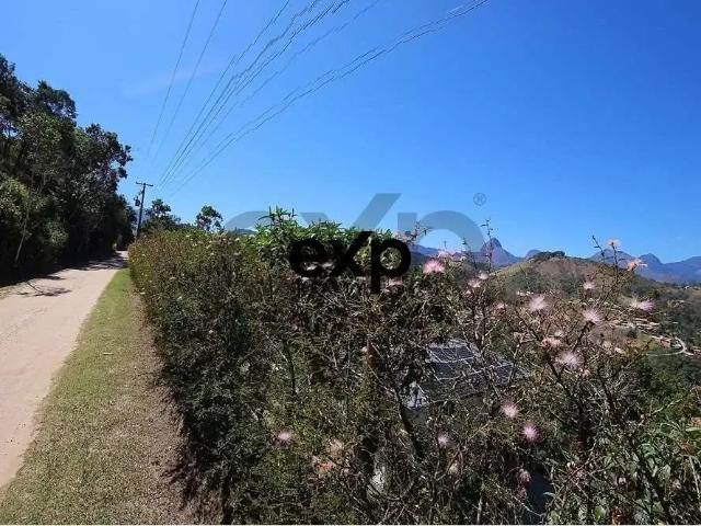 Terreno em Condomínio para Venda em Petrópolis/RJ Itaipava