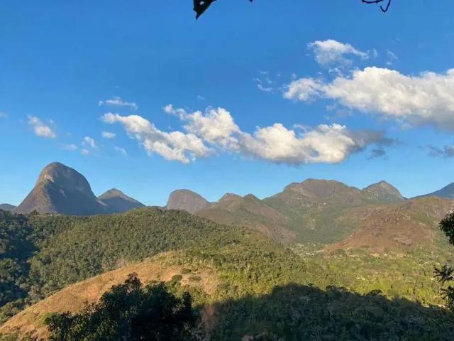 Terreno em Condomínio para Venda em Petrópolis/RJ Itaipava
