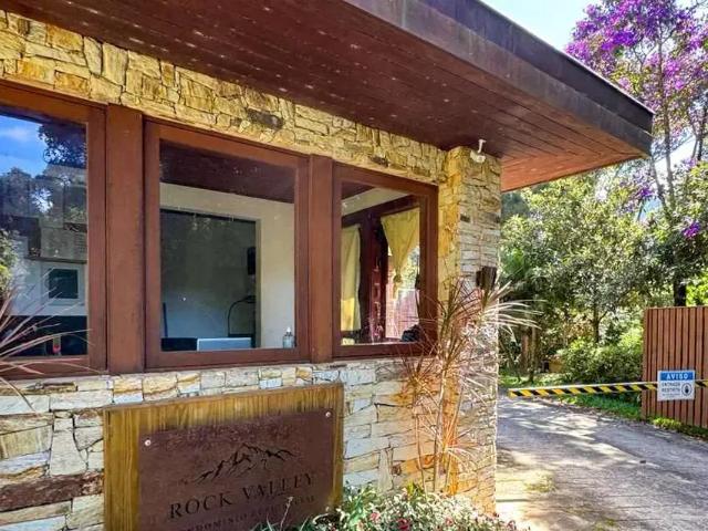 Terreno em Condomínio para Venda em Petrópolis/RJ Itaipava