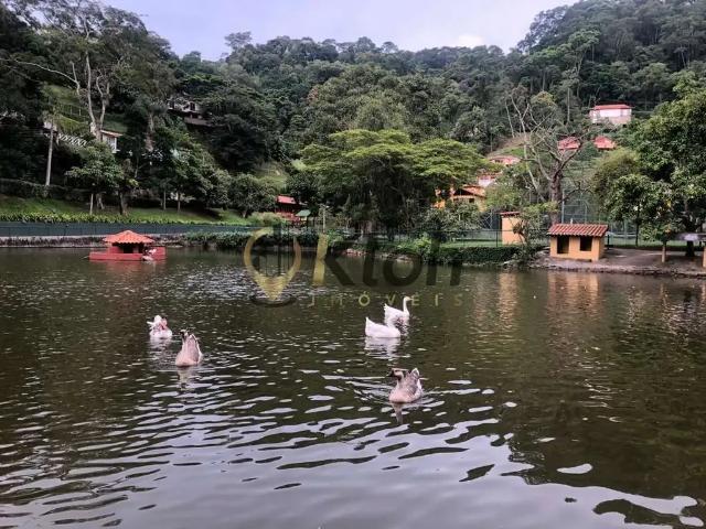 Terreno em Condomínio para Venda em Petrópolis/RJ Itaipava