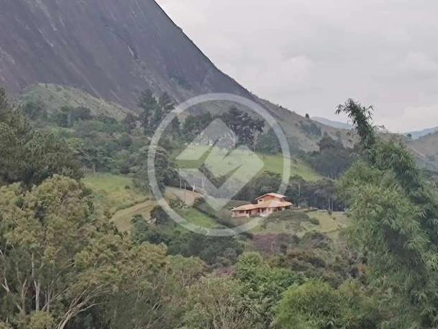 Terreno em Condomínio para Venda em Petrópolis/RJ Itaipava