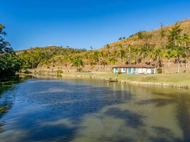Terreno em Condomínio para Venda em Petrópolis/RJ Pedro do Rio