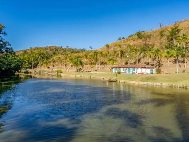 Terreno em Condomínio para Venda em Petrópolis/RJ Pedro do Rio