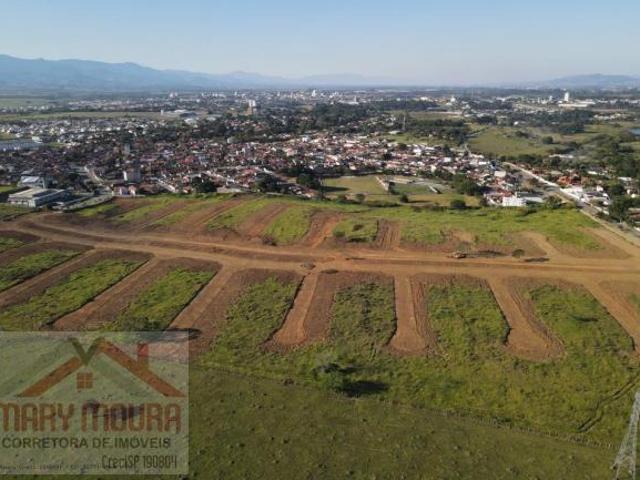 Terreno em Condomínio para Venda em Pindamonhangaba, Residencial e Comercial Cidade Jardim