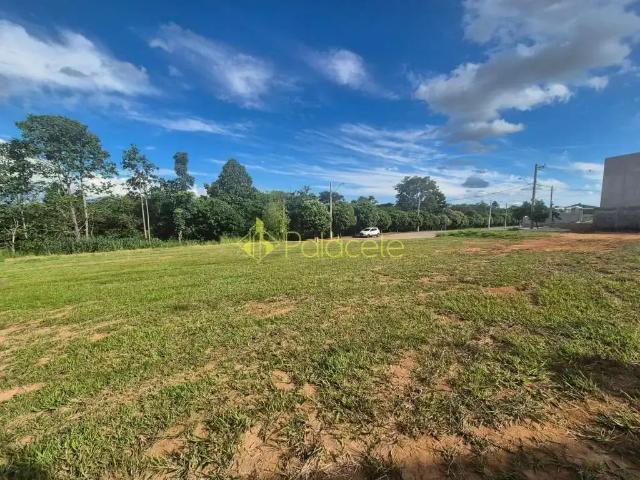 Terreno em Condomínio para Venda em Pindamonhangaba/SP Alto do Cardoso