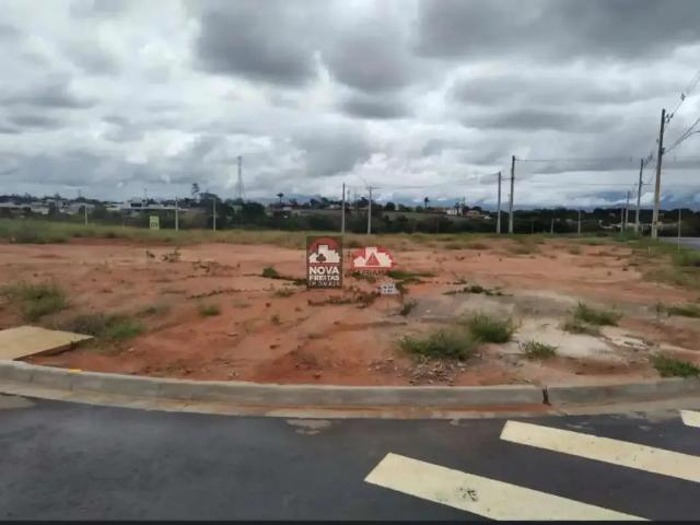 Terreno em Condomínio para Venda em Pindamonhangaba/SP Alto do Cardoso