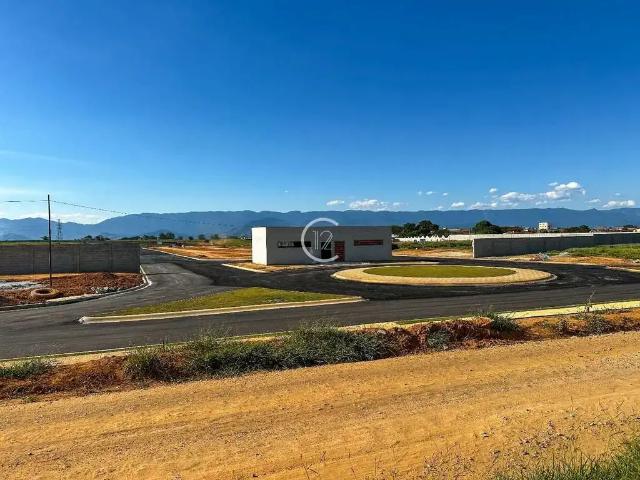 Terreno em Condomínio para Venda em Pindamonhangaba/SP Cidade Jardim