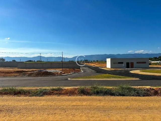 Terreno em Condomínio para Venda em Pindamonhangaba/SP Cidade Jardim