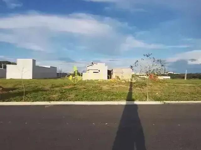 Terreno em Condomínio para Venda em Pindamonhangaba/SP Loteamento Industrial Água Preta