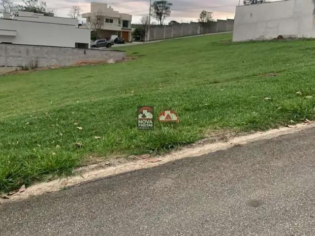 Terreno em Condomínio para Venda em Pindamonhangaba/SP Loteamento Residencial Reserva dos Lagos