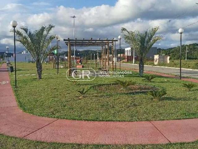 Terreno em Condomínio para Venda em Pinheiral/RJ Centro
