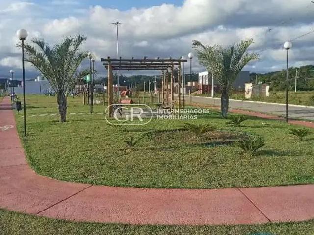 Terreno em Condomínio para Venda em Pinheiral/RJ Centro