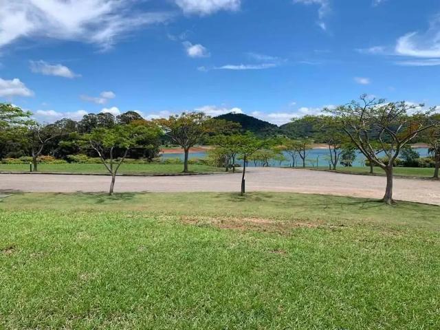 Terreno em Condomínio para Venda em Piracaia/SP Canedos