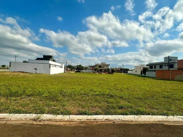 Terreno em Condomínio para Venda em Piracicaba/SP Campestre