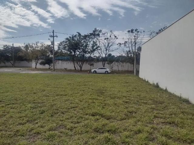 Terreno em Condomínio para Venda em Piracicaba/SP Campestre