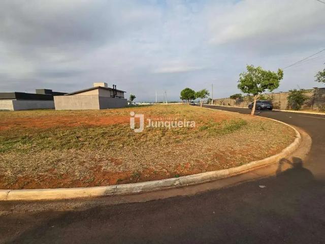 Terreno em Condomínio para Venda em Piracicaba/SP Campestre