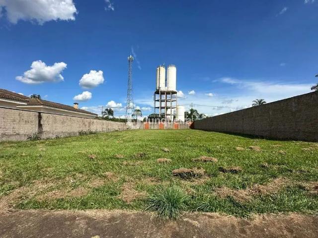 Terreno em Condomínio para Venda em Piracicaba/SP Campestre