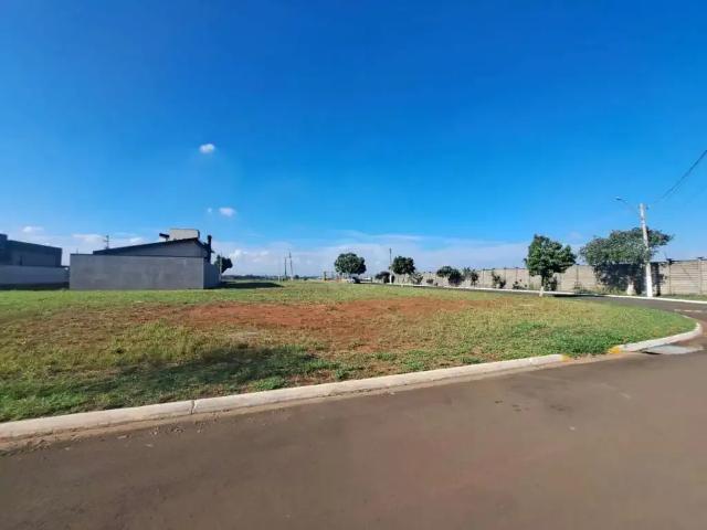 Terreno em Condomínio para Venda em Piracicaba/SP Campestre