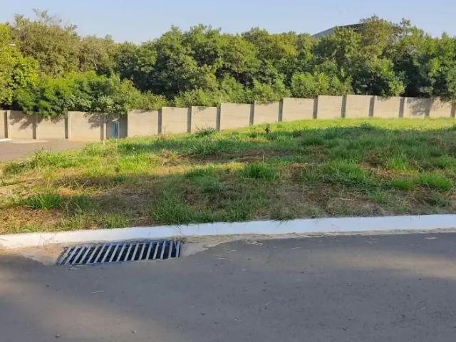 Terreno em Condomínio para Venda em Piracicaba/SP Água Seca