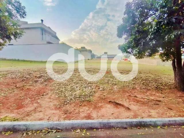 Terreno em Condomínio para Venda em Piracicaba/SP Jardim Caxambu