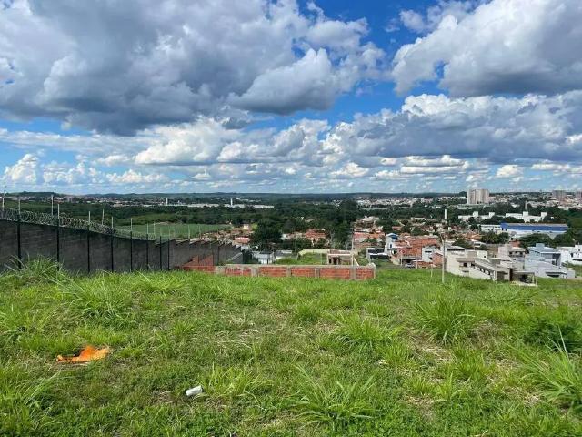 Terreno em Condomínio para Venda em Piracicaba/SP Ondas