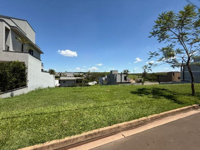 Terreno em Condomínio para Venda em Piracicaba/SP Santa Rosa