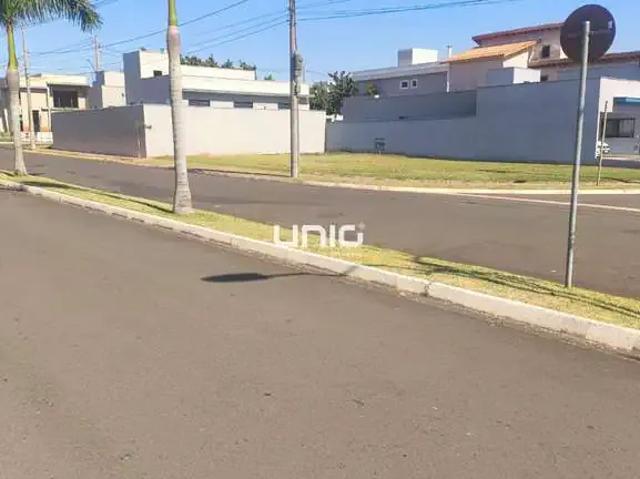 Terreno em Condomínio para Venda em Piracicaba/SP Parque Taquaral