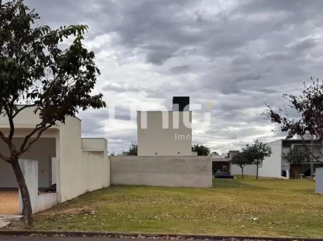 Terreno em Condomínio para Venda em Piracicaba/SP Parque Taquaral