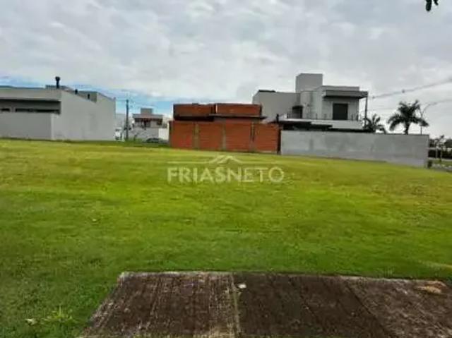 Terreno em Condomínio para Venda em Piracicaba/SP Parque Taquaral