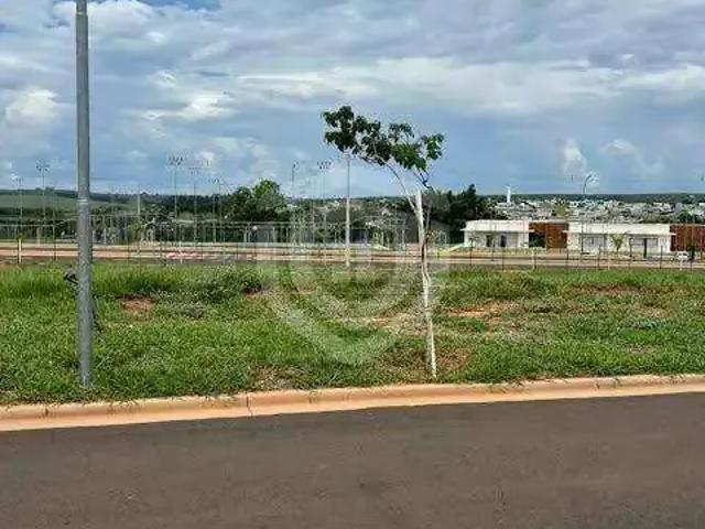 Terreno em Condomínio para Venda em Piratininga/SP Guestier Residencial Boutique