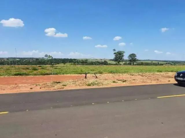 Terreno em Condomínio para Venda em Piratininga/SP Zona Rural