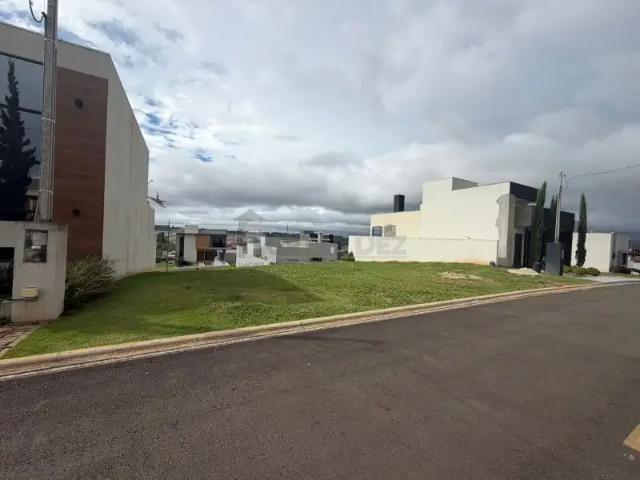 Terreno em Condomínio para Venda em Ponta Grossa/PR Contorno