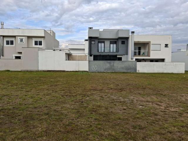 Terreno em Condomínio para Venda em Porto Alegre/RS Hípica
