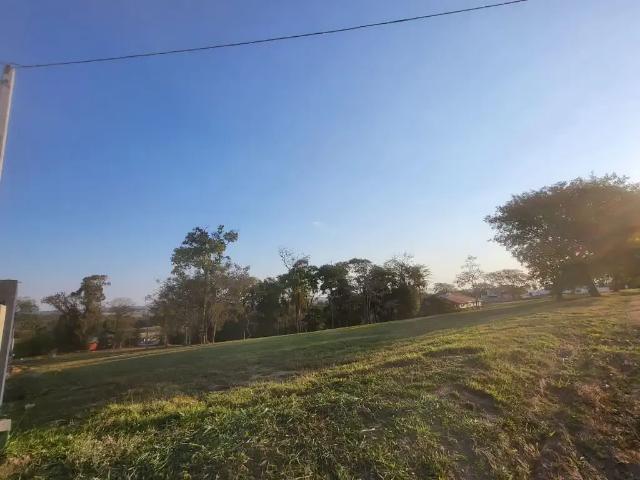 Terreno em Condomínio para Venda em Porangaba/SP Ninho Verde