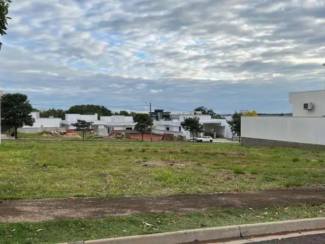 Terreno em Condomínio para Venda em Presidente Prudente/SP Parque Residencial Mart Ville