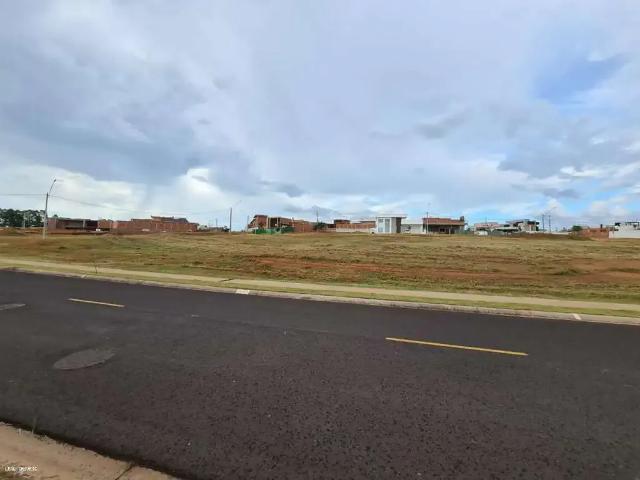 Terreno em Condomínio para Venda em Presidente Prudente/SP Residencial Solares