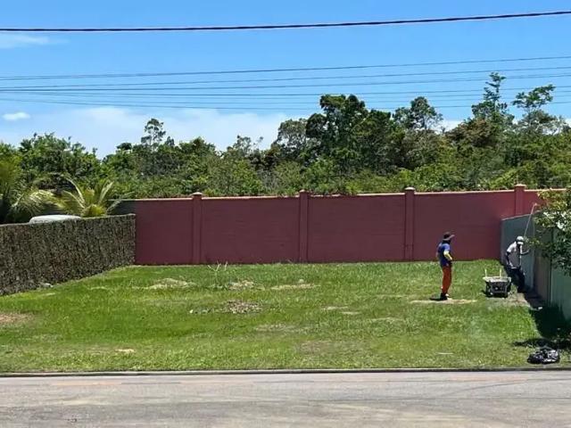 Terreno em Condomínio para Venda em Rio das Ostras/RJ Alphaville