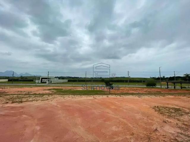 Terreno em Condomínio para Venda em Rio das Ostras/RJ Extensão do Bosque