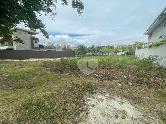 Terreno em Condomínio para Venda em Rio de Janeiro/RJ Barra da Tijuca