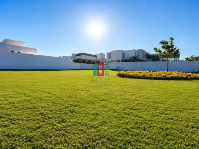 Terreno em Condomínio para Venda em Rio de Janeiro/RJ Barra da Tijuca